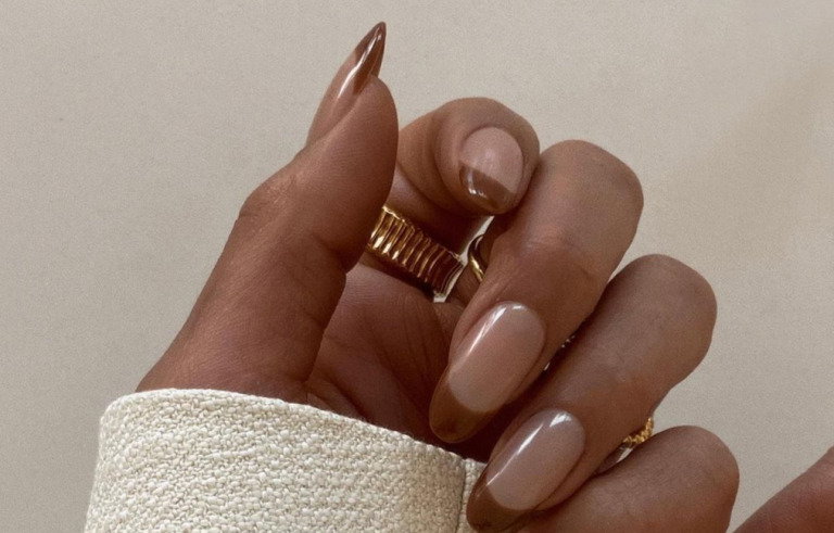 60 stunning French tip nail designs you need to try in 2024