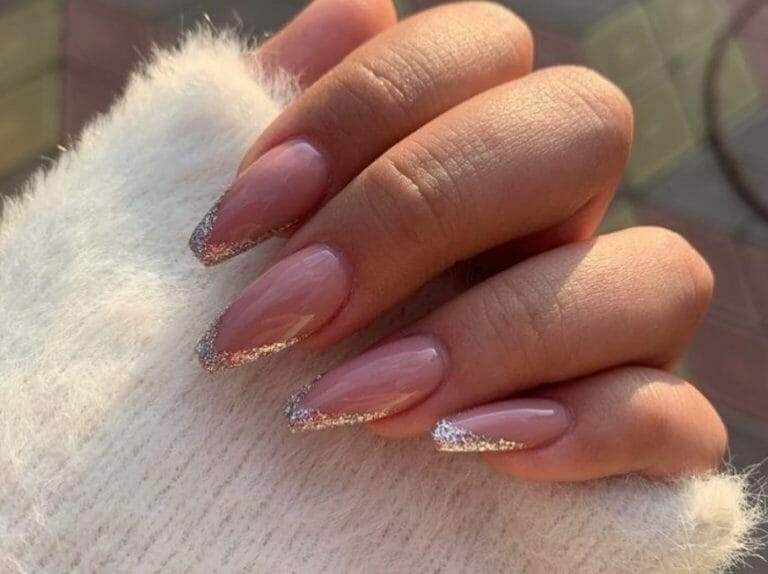 60 stunning French tip nail designs you need to try in 2024