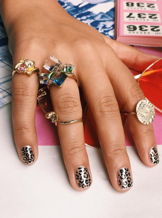 60 Short Nail Design Ideas That Make A Statement