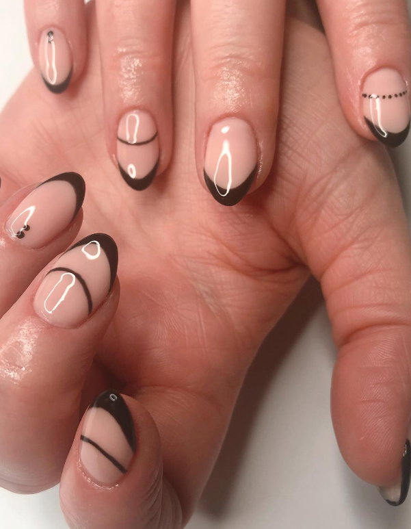 45 of the Chicest Black French Tip Nails for Your Next Mani