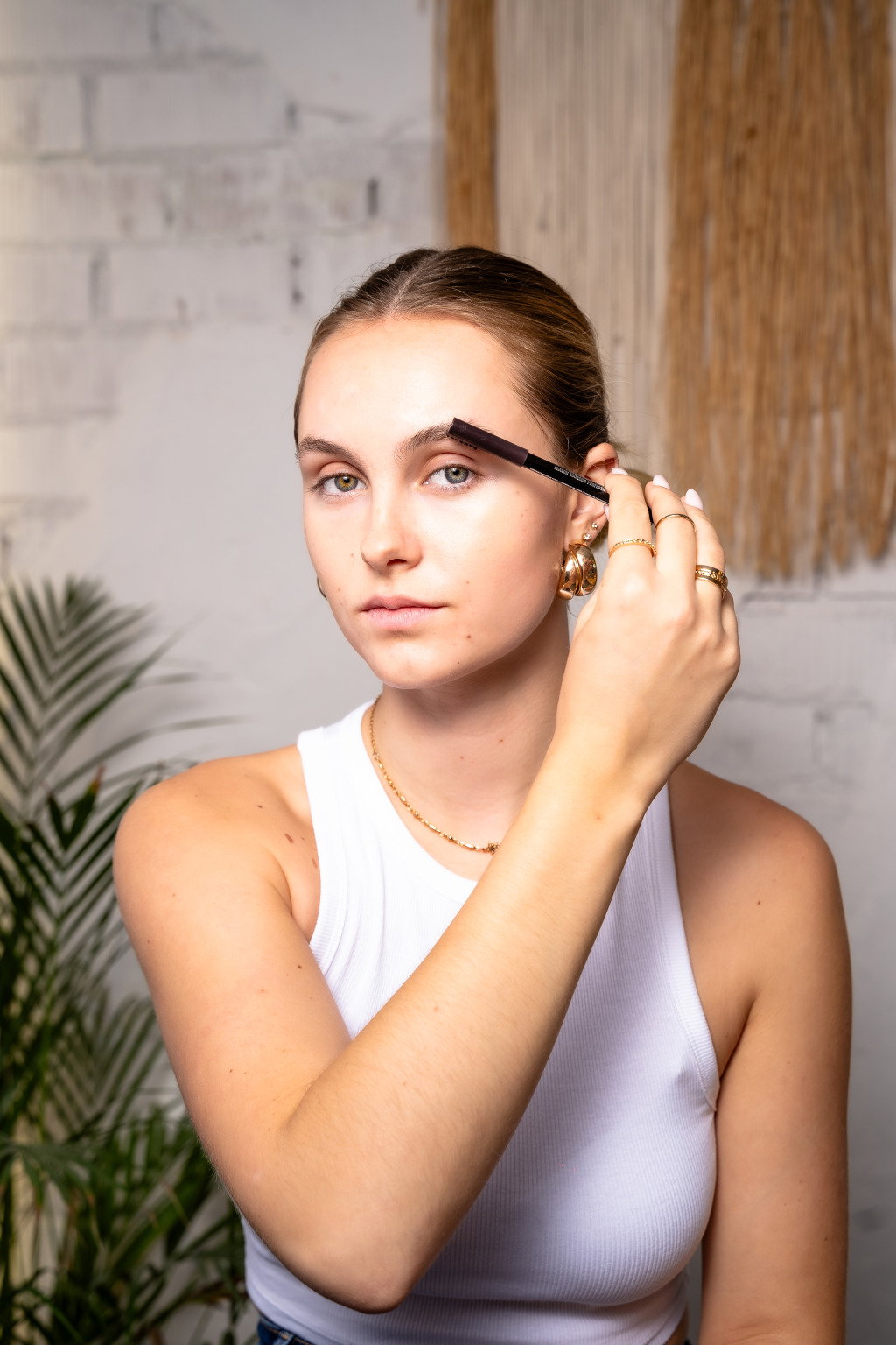 How To Do Quick and Easy Brows with Makeup
