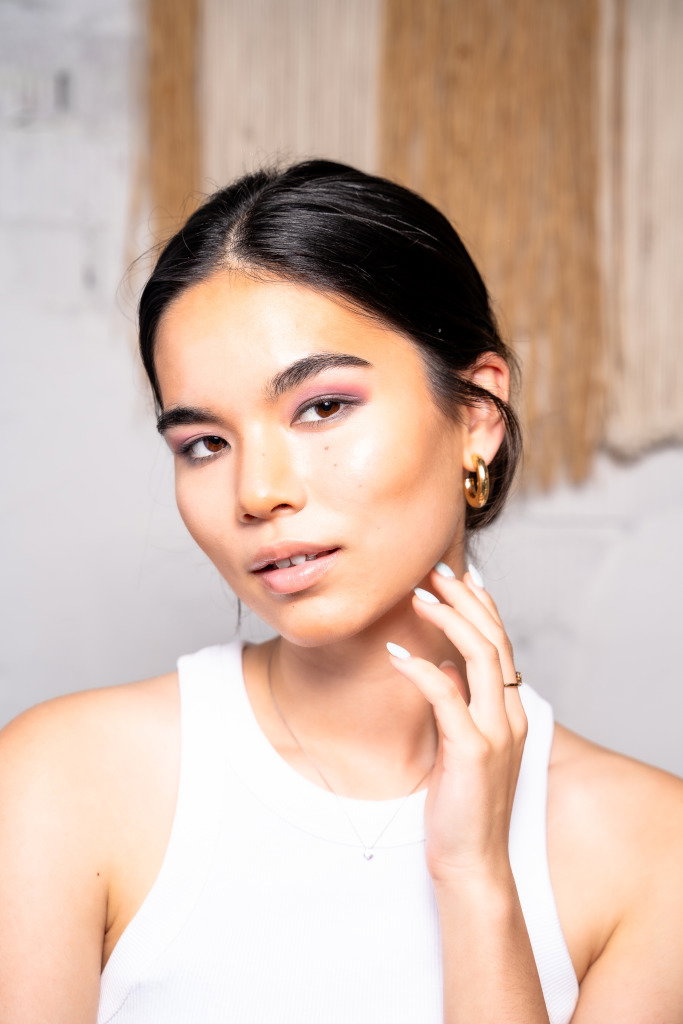 How to Contour Your Face for a Perfectly Sculpted Look