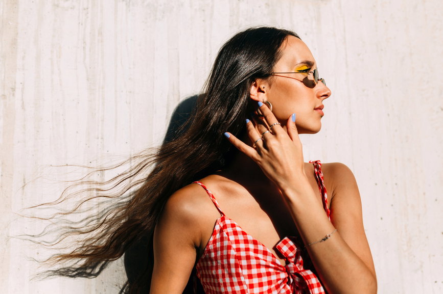 Who Should Use Tinted Sunscreen? Benefits Explained